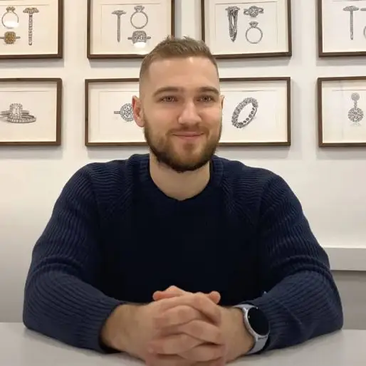 IT-engineer Ilya on PIERRE’s engagement ring | 10 of 10 - order now in ...